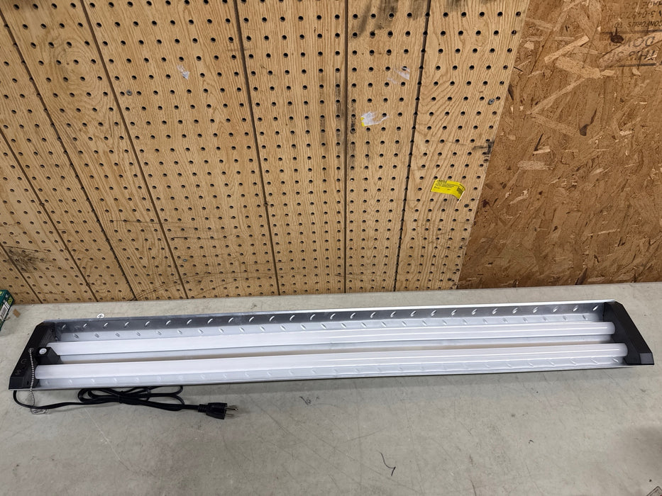 Champion Electronics 4ft LED Shop Light 10,000 Lumen with Motion Senso — 716 Amazon Liquidators